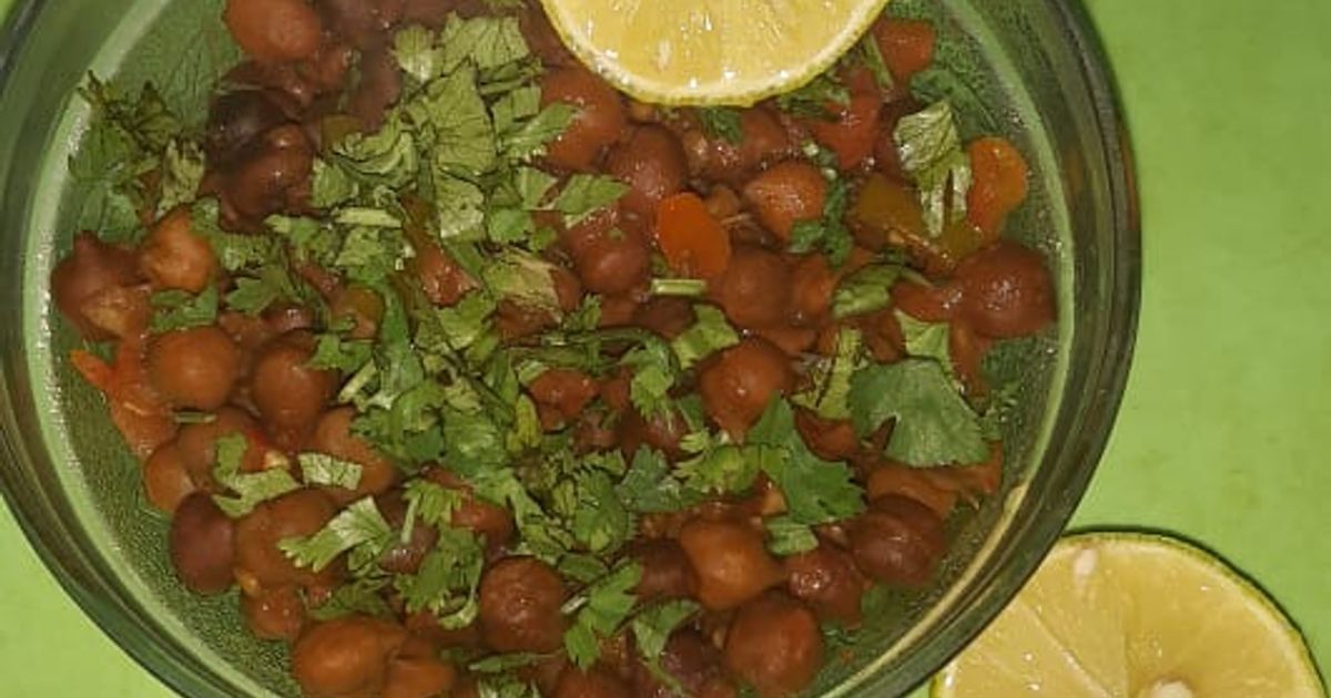 Tomato And Gram Sprouts Chat Recipe By Monika Gupta