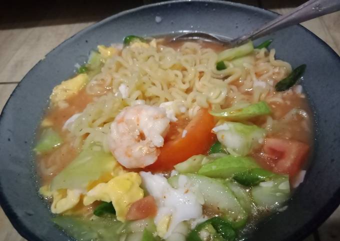 Resep Mie rebus mix and match oleh Dapur Mama Hanna - Cookpad