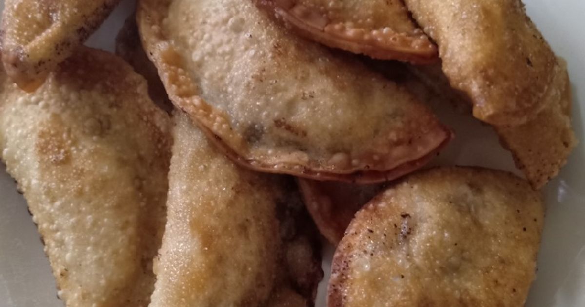 Resep Pastel Pisang Coklat Keju oleh Safira PS - Cookpad