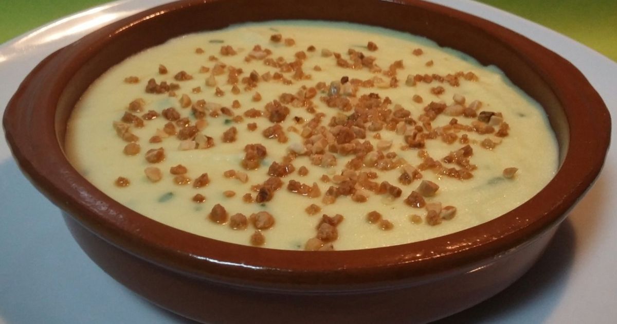 Crema De Patatas Con Queso Y Almendras Crocanti Receta de Disfruta ...