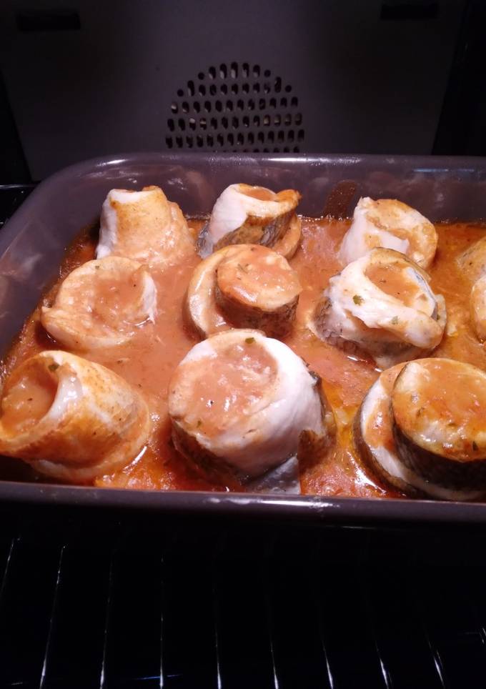 Cypriot fish rose cakes (χοκι ψάρι) with local curry sauce Recipe by ...