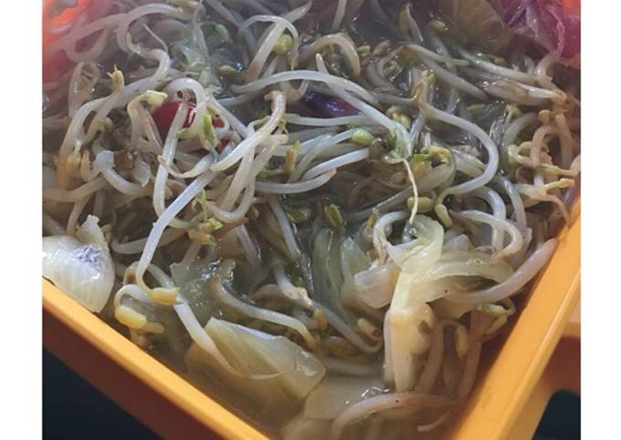 Resep Tauge tumis oleh Ibuknya kala - Cookpad