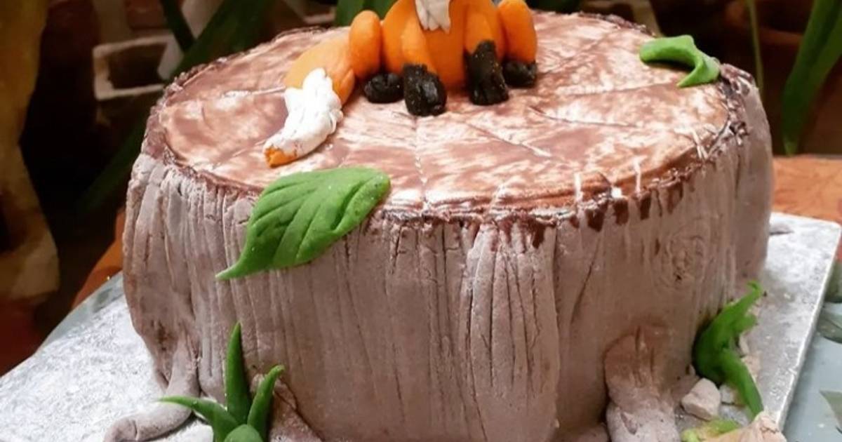 Forest Themed Cake Recipe by Shamila Ali - Cookpad