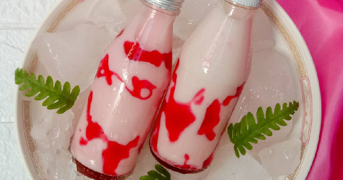 Resep Minuman Susu Stroberi ala Korea KW (Hanya Dua Bahan) oleh Evis ...