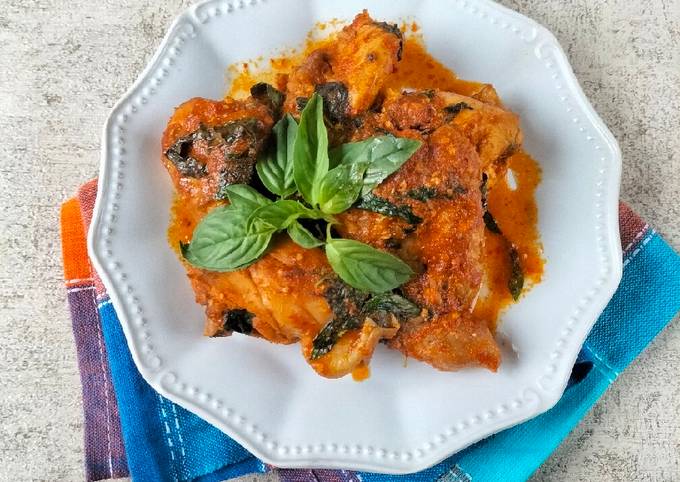 Resep Ayam Tinoransak Khas Manado oleh Yugi - Cookpad