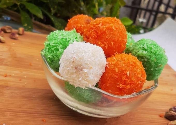 Tricolour coconut ladoo Recipe by Dolly Kachhwani - Cookpad