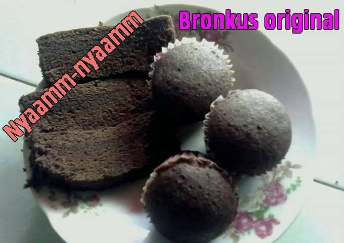 Resep Bronis kukus original oleh Dhenny Chinx - Cookpad