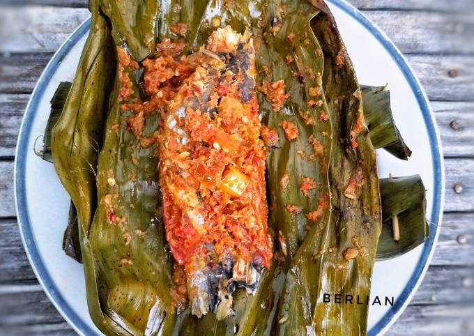 Resep Pepes Ikan Pindang Bumbu Dasar Merah Oleh Berlian Soewandono
