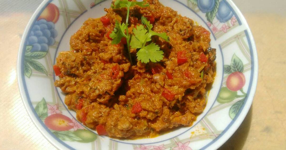 Atún guisado Receta de Lesaury Caba Fernandez- Cookpad