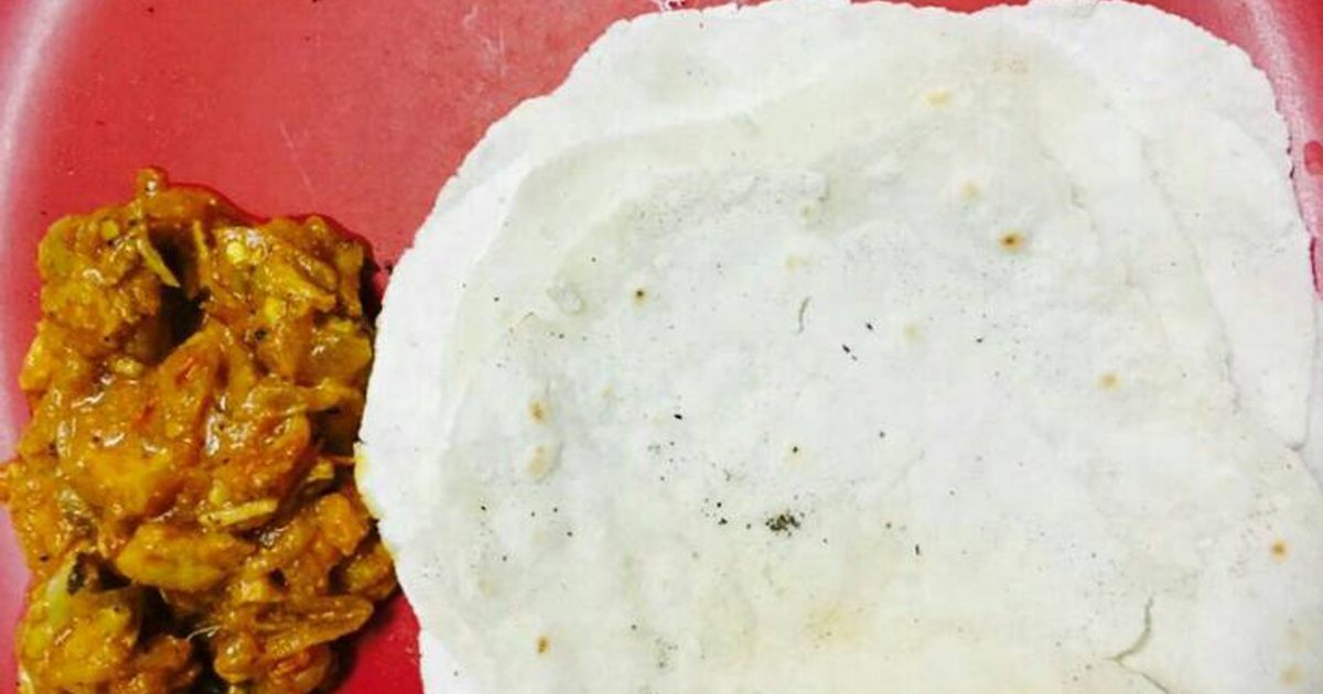 Malabar Chiken Curry And Pathiri. (Kerala Style) Recipe by swetha - Cookpad
