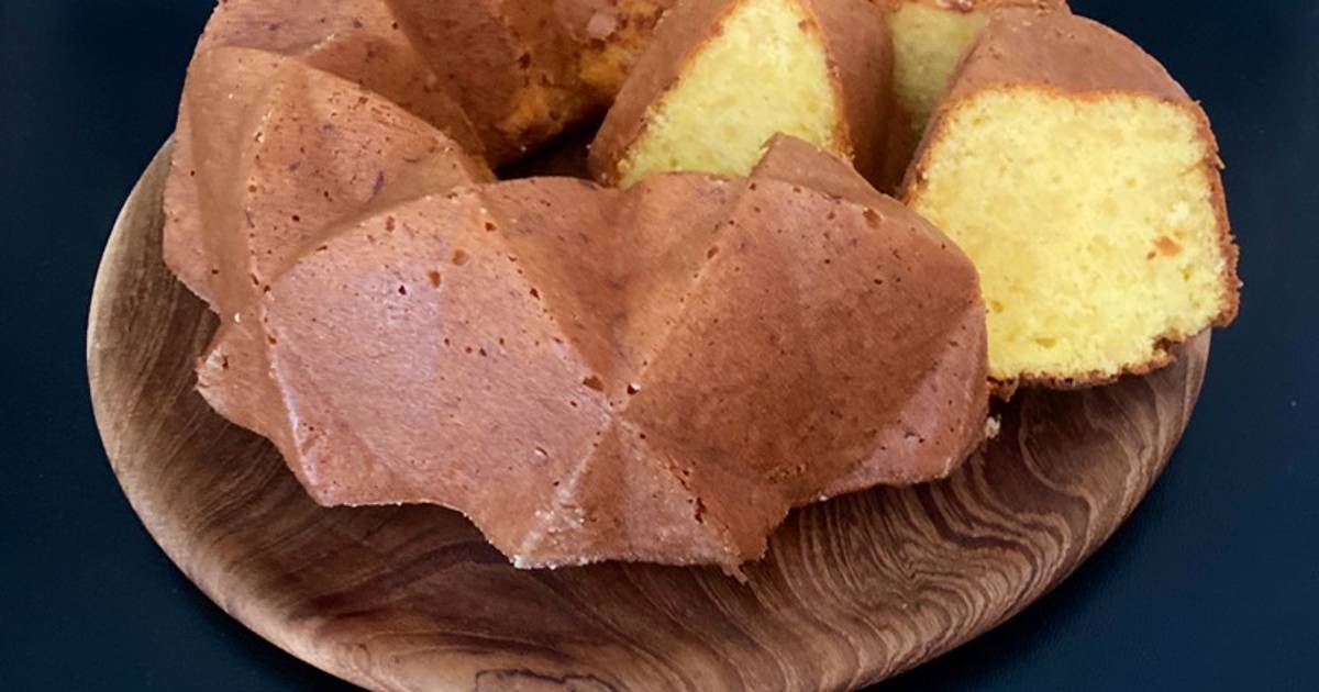 Resep Cake kuning telur oleh Angeline Hosen - Cookpad