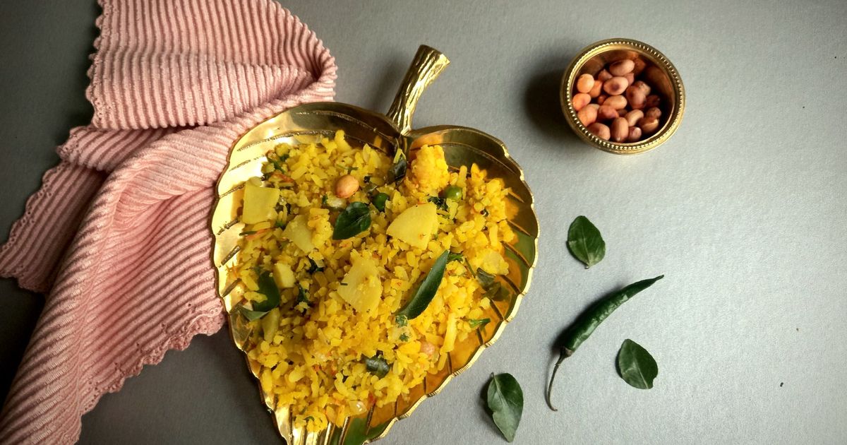 Atukulu Upma Spiced Poha Breakfast Recipe Recipe by Shital Muranjan ...