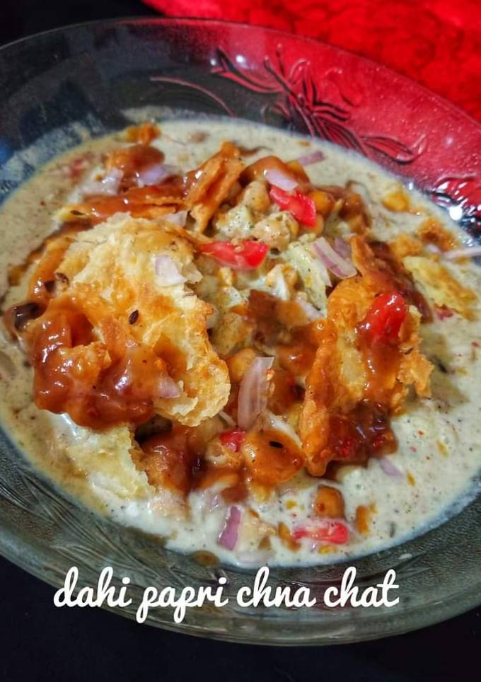 Dahi papri chana chat Recipe by Umme Ali - Cookpad