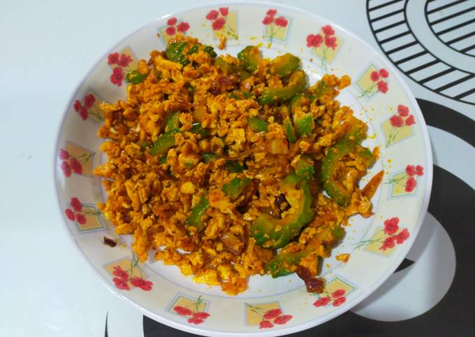 Resipi Peria Tumis Telur oleh Jasmine Jaquelina - Cookpad