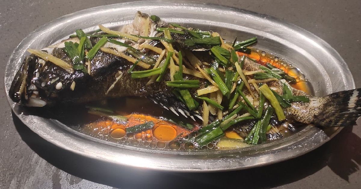 Steam Fresh Fish Recipe by Meme - Cookpad