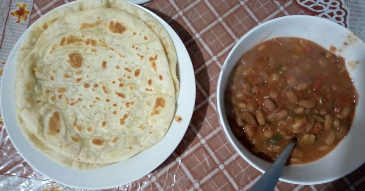 Milk Chapati + Beans Recipe by Redemter Rita - Cookpad
