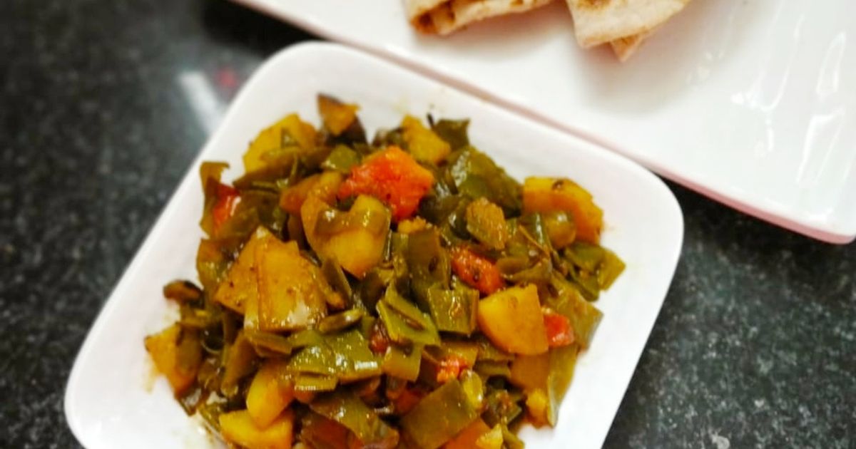 Potato Broad Beans Sabzi (Aloo Sim Ki Sabji) Recipe by Monika Rastogi