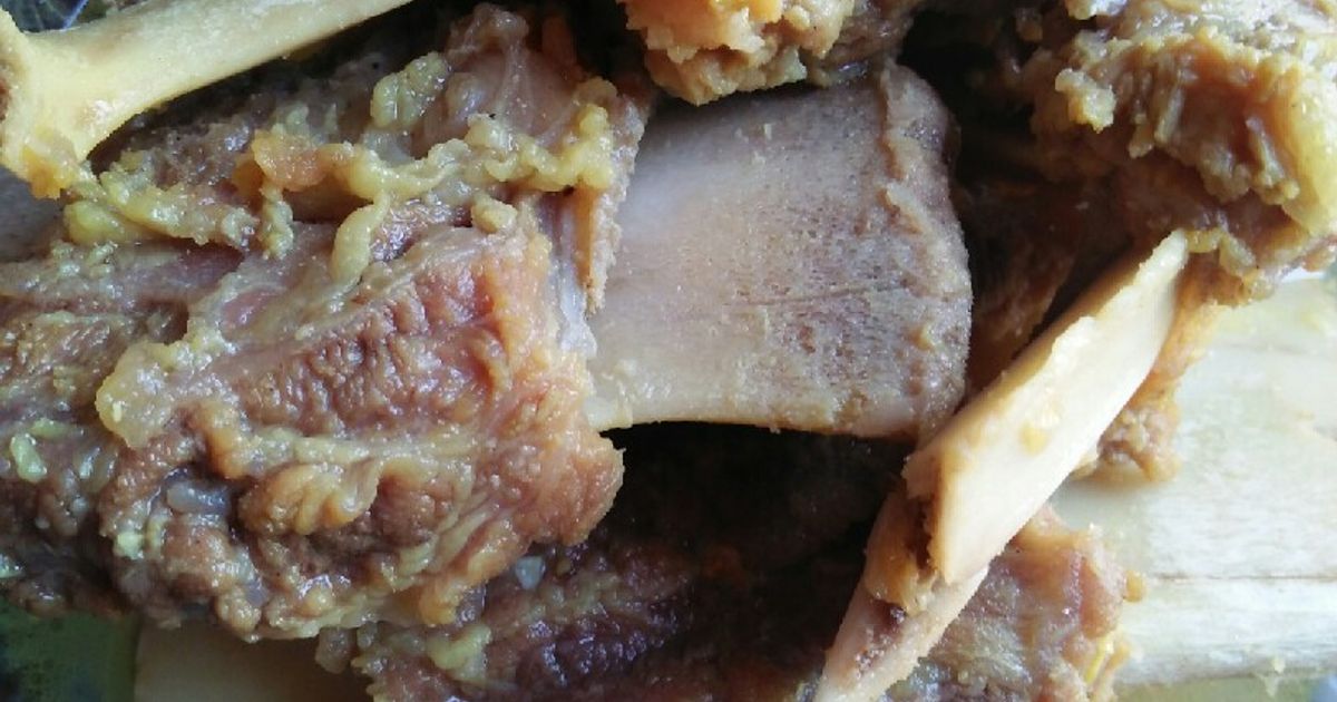 Resep Balungan Iga Sapi oleh Indri Ratna Sari - Cookpad
