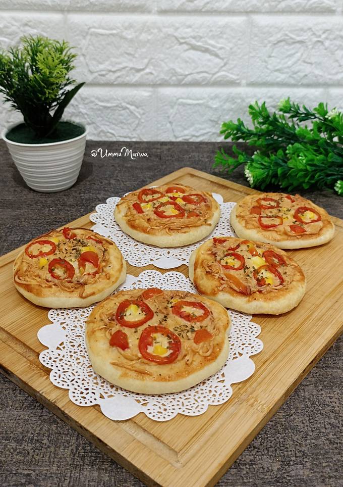 Resep Pizza Mini oleh Ummu Marwa - Cookpad