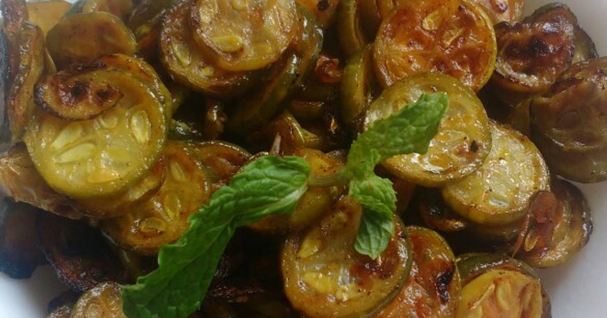 Scarlet gourd fry Recipe by Jeyaveni Chinniah - Cookpad