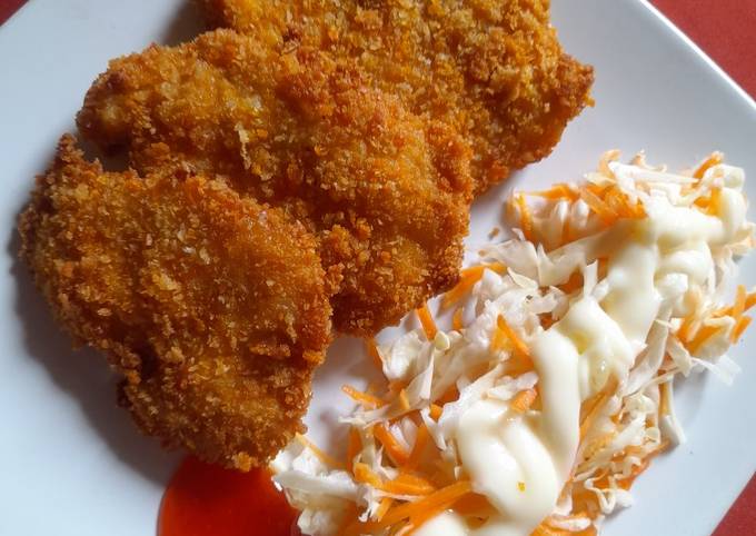 Resep Chiken katsu + salad hokben (frozen food) oleh Fadma - Cookpad