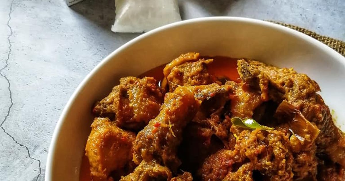 Resipi Rendang Pedas Ayam Tua oleh Julia ALeen Aireish - Cookpad