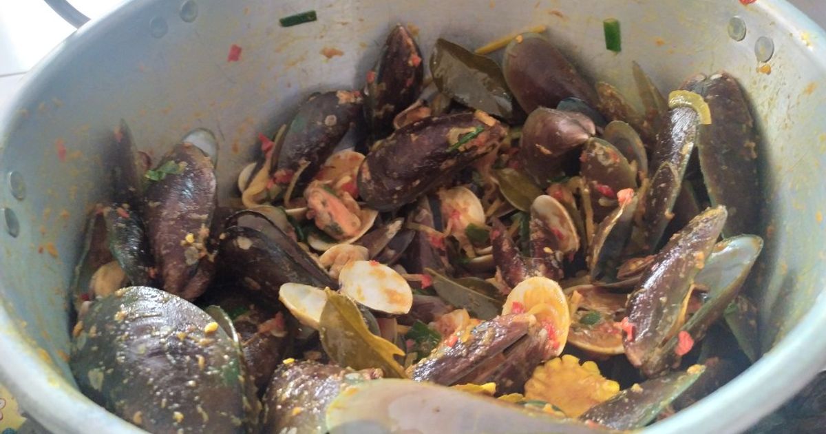 Resep Kerang Ijo Bumbu Kuning oleh SMM (Shinta Masak-Masak) - Cookpad