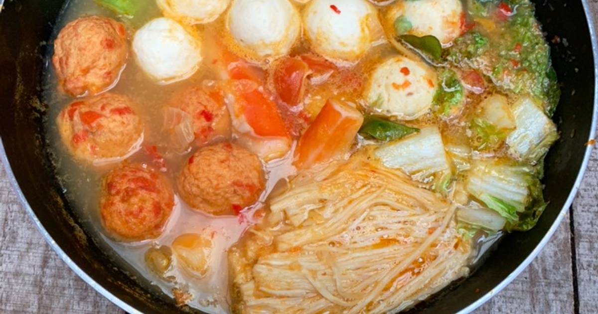 Resep Steamboat Suki Kuah Tomyam oleh rikara - Cookpad