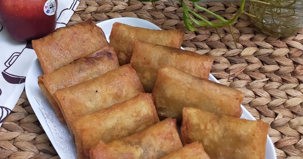Resep Lumpia Isi Apel Choco Cashew oleh Rahma_Bunda Radit & Rafa - Cookpad