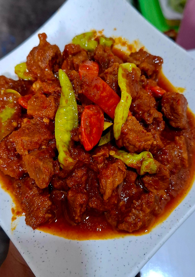 Resep Oseng Mercon Daging Sapi oleh Husnul Khutimah - Cookpad