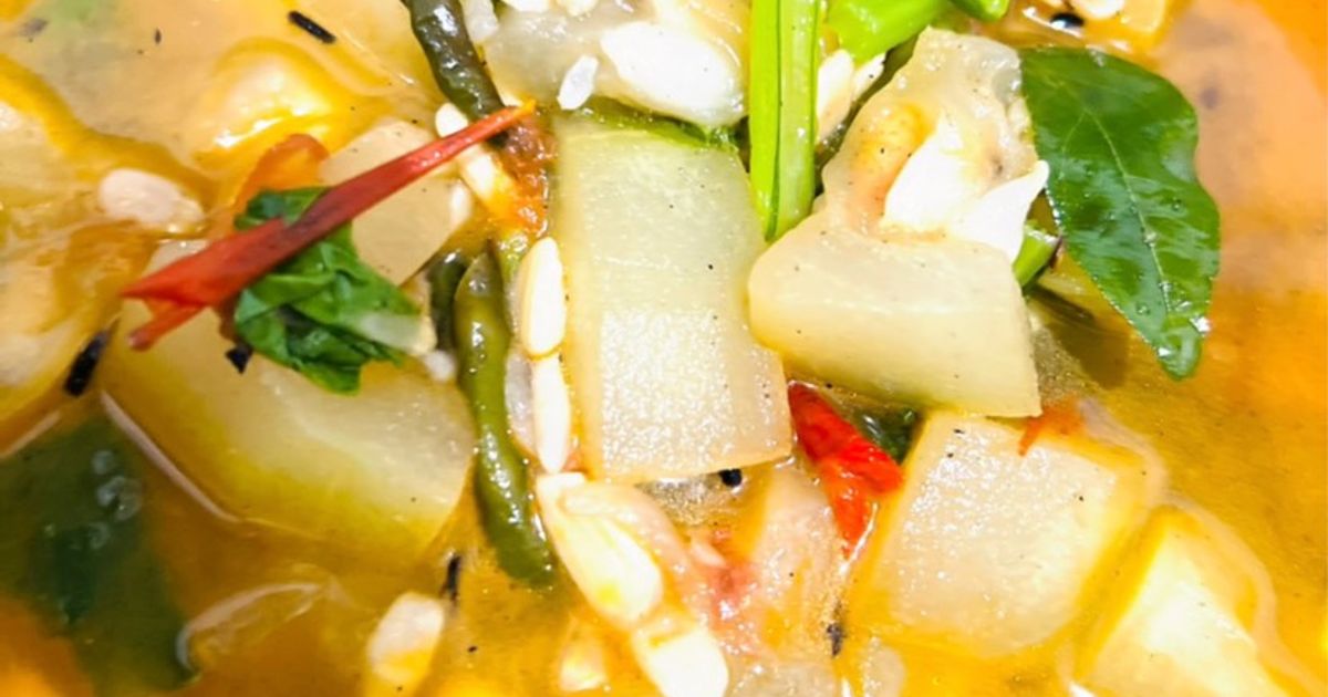 Resep Sayur Kuah Lada Labu Air oleh Mairissa Rahmadhani - Cookpad