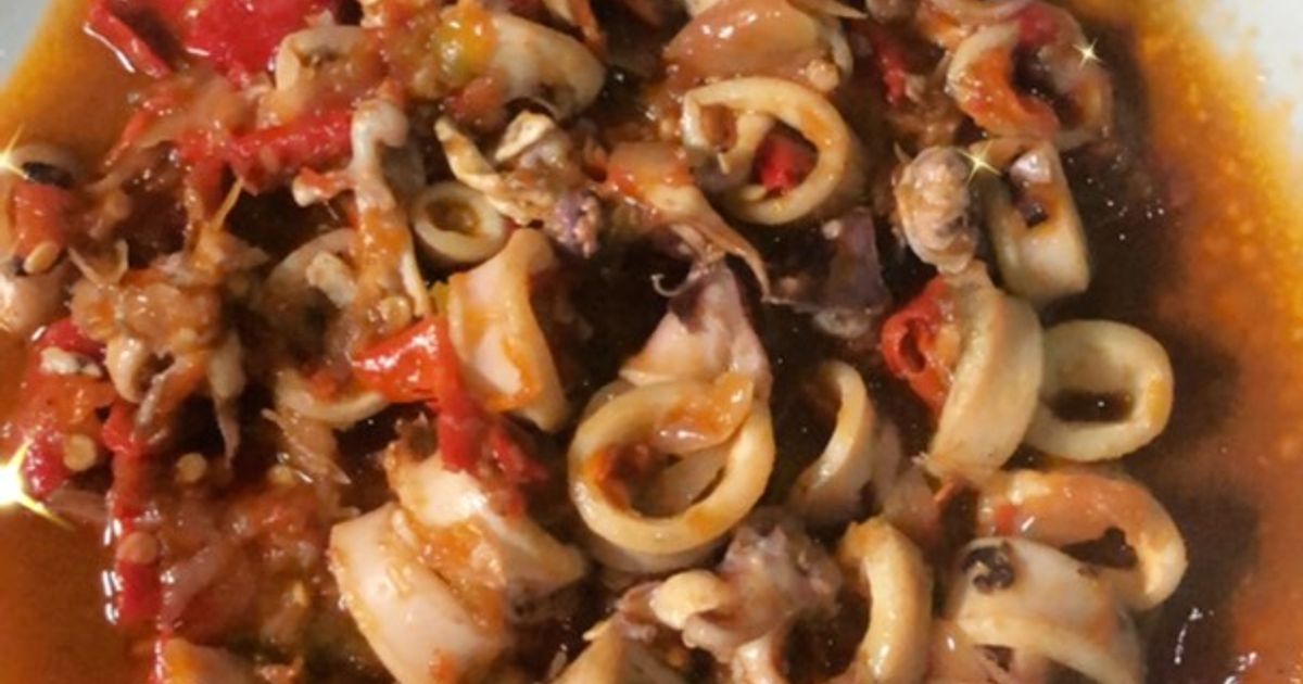 Resep Cumi Bumbu Balado oleh Dapur Iyum - Cookpad