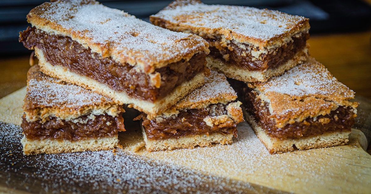 Vegan Apple Pie Cubes Recipe by Ferenc Szklenar - Cookpad