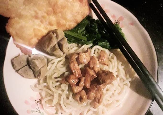 Resep Mie Ayam Komplit oleh Okky Savira - Cookpad