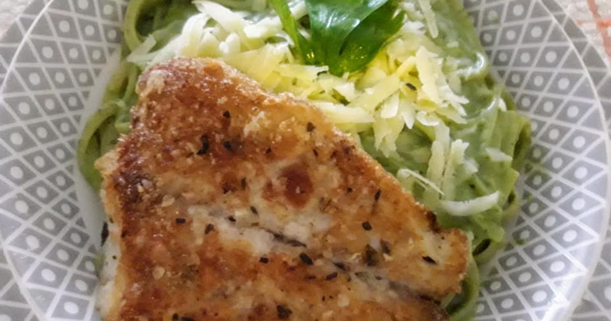 Pasta Con Salsa Verde Y Filete De Pescado Receta de Carmen Capella- Cookpad