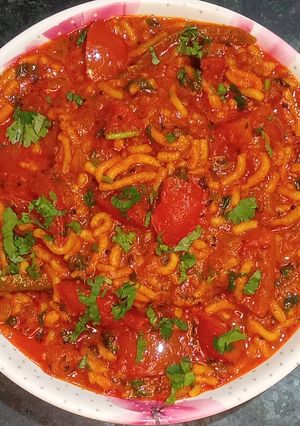 Sev Tamatar Sabji Recipe by Pooja Prajapati - Cookpad