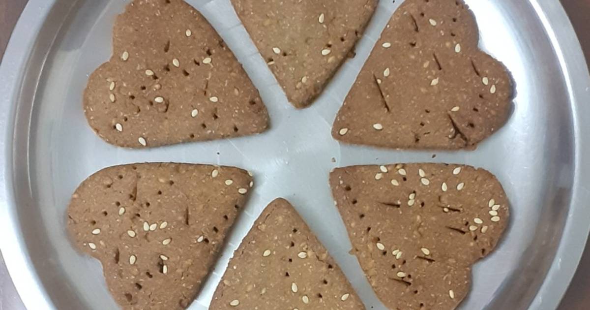 Pearl millet (Bajra) and jaggery (Gud) mathri Recipe by Sakshi ...