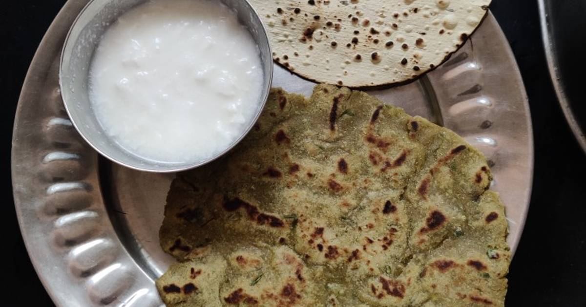 Green Garlic Jawari Roti Recipe by Harsha Ladhwani - Cookpad