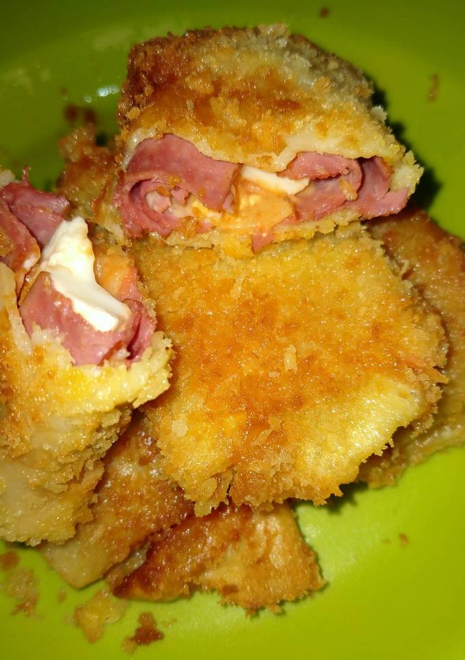 Resep Risol isi daging mayonaise (smoke beef) oleh Purrnama - Cookpad