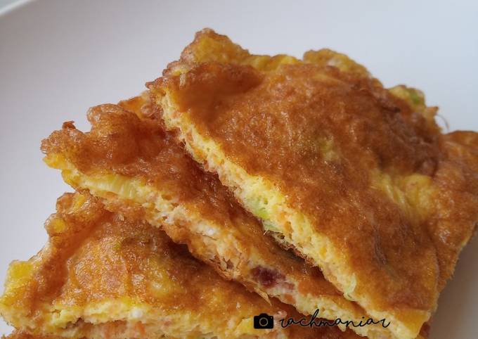 Resep Telur dadar wortel parut oleh Rachma Niar - Cookpad