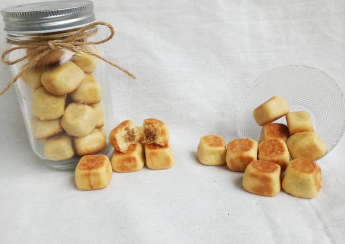 Resep Pineapple Tart Cube oleh Eca - Cookpad