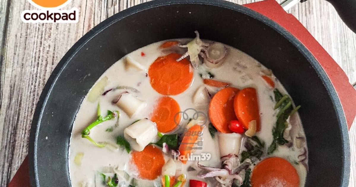 Resipi Masak Lemak Bayam Merah & Sotong oleh ha.lim39 - Cookpad