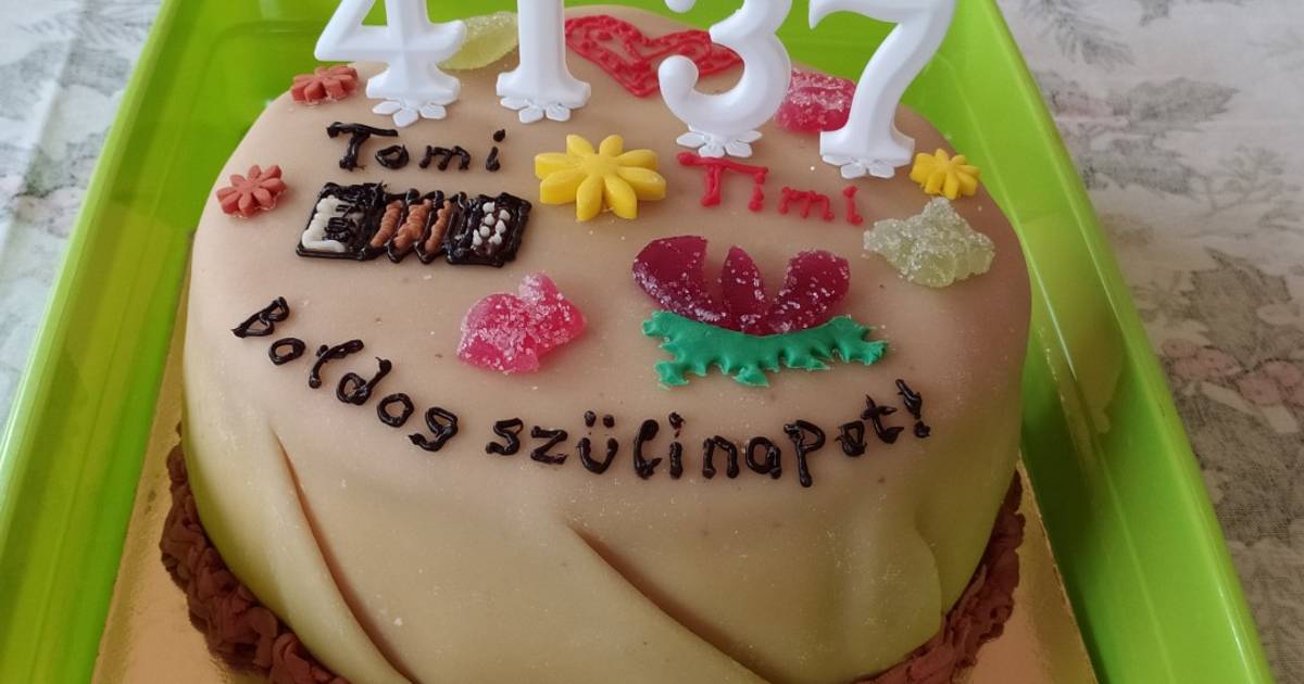 Tökéletes és látványos szülinapi torta receptek: Egyszerűtől a bonyolultig
