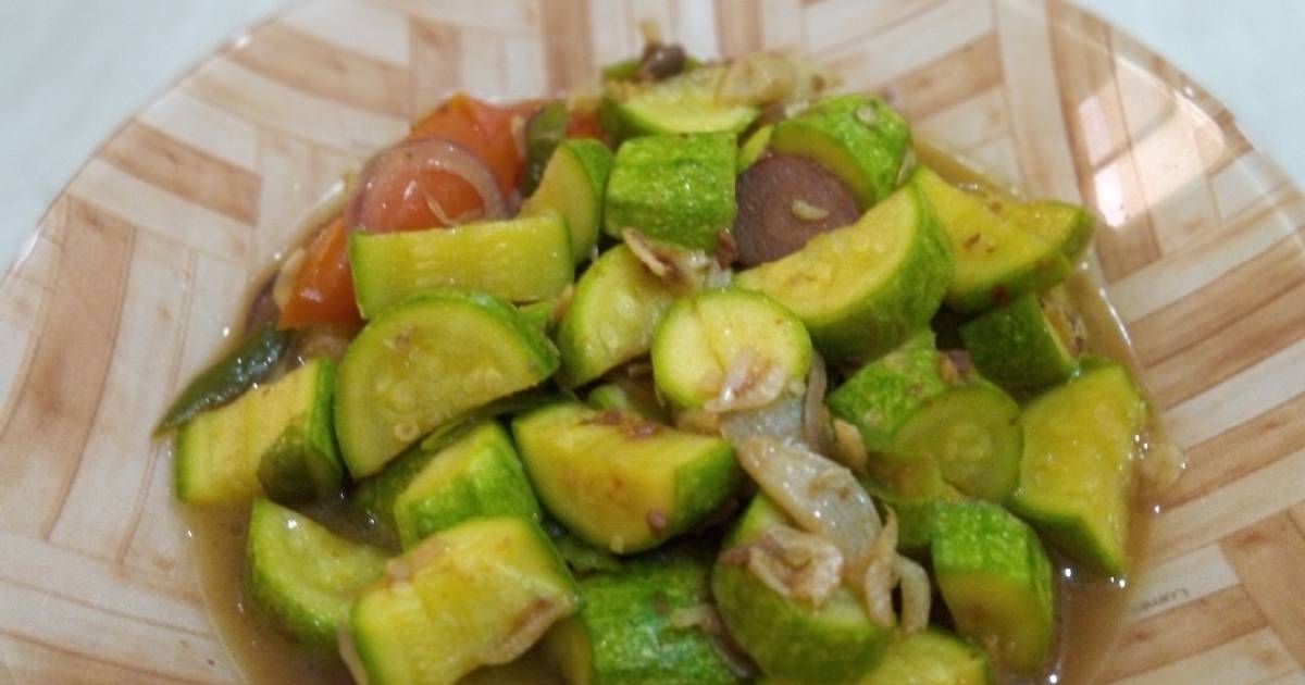 Resep Zucchini Tumis Tauco Rebon oleh Nora Azizah - Cookpad