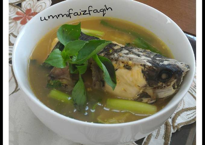 Resep Pindang Kepala Gabus oleh Laily Agustien (Ummifaizfaqih) - Cookpad