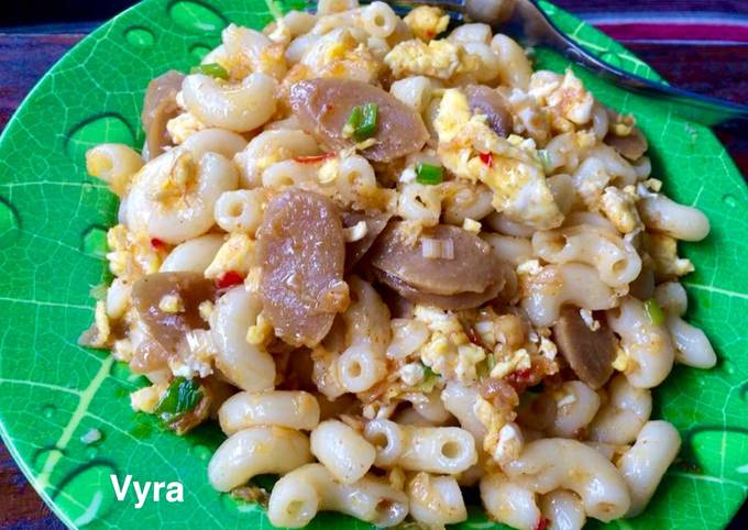 Resep Seblak Makaroni Kering Sederhana oleh Elvyra Diar - Cookpad