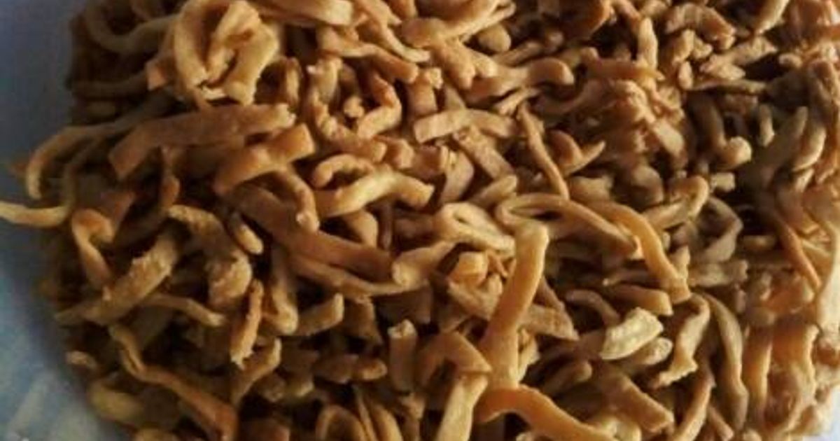 Resep kue bawang royco rumahan enak dan mudah - Cookpad