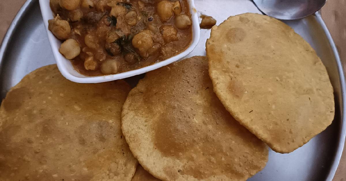 Chole puri Recipe by Aashi Jain - Cookpad