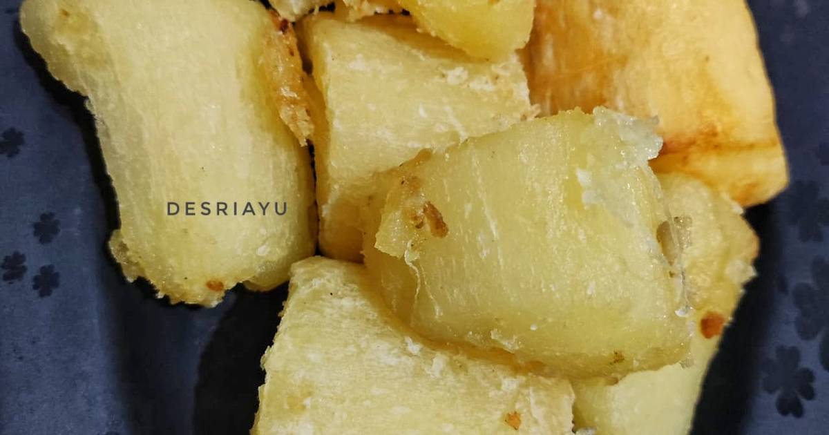 Resep Singkong Goreng Dengan Sambal Singkong oleh Desriayu - Cookpad