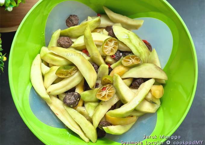 Resipi Jeruk Mangga Rangup oleh Sesimple Loralin - Cookpad